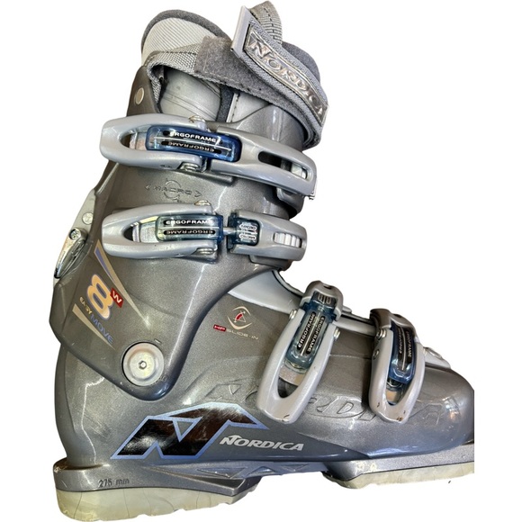 Nordica | Shoes | Nordica Easy Move 8 Womens Size 235 Ski Boot | Poshmark